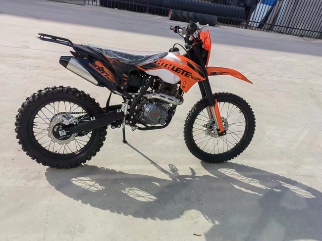 Мотоцикл Regulmoto ATHLETE 21/18 (оранжевый, 100014-1): купить по цене ...